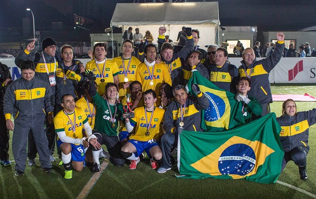 Brasil conquista Copa do Mundo de futebol de cinco sobre a Argentina ...