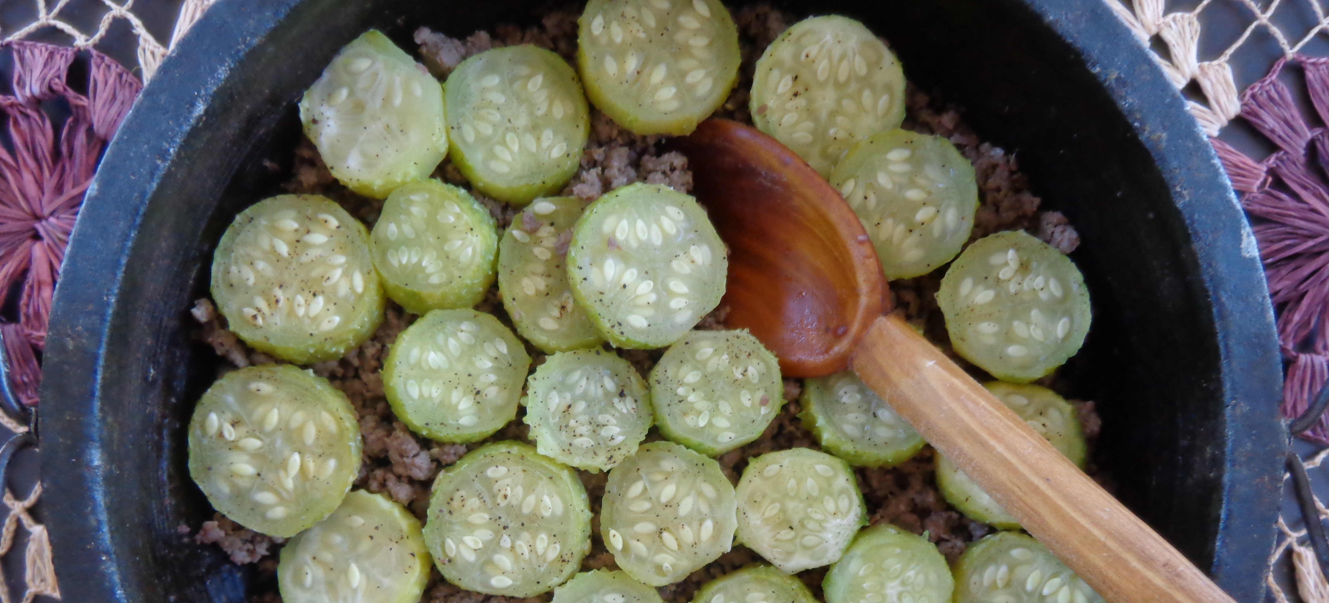 Carne com maxixe: receita fácil e nutritiva para o dia a dia - Revista ...