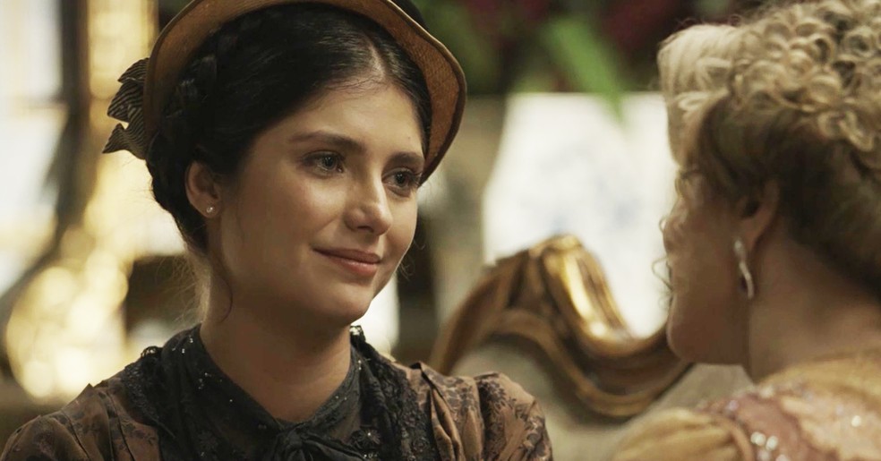 Josephine pede ajuda de Fani para arruinar Tibúrcio | vem por aí | Gshow