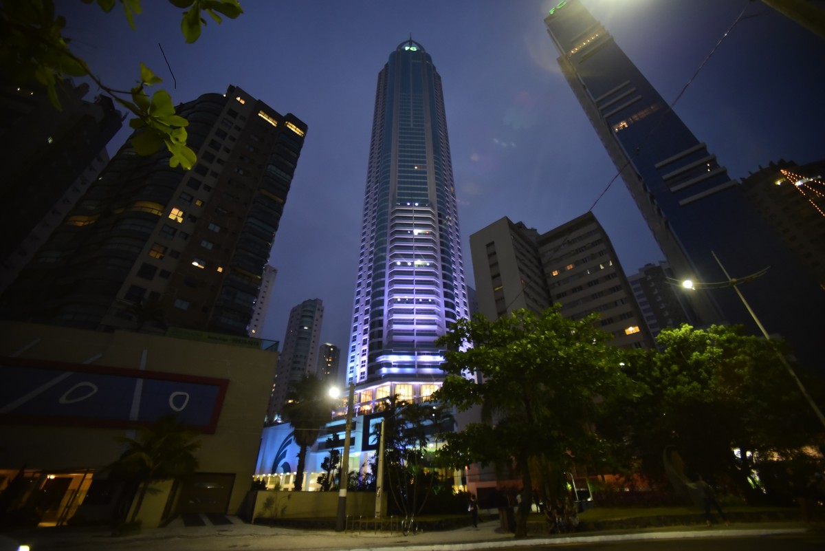 Maior prédio residencial do Brasil é entregue em Balneário Camboriú, SC ...