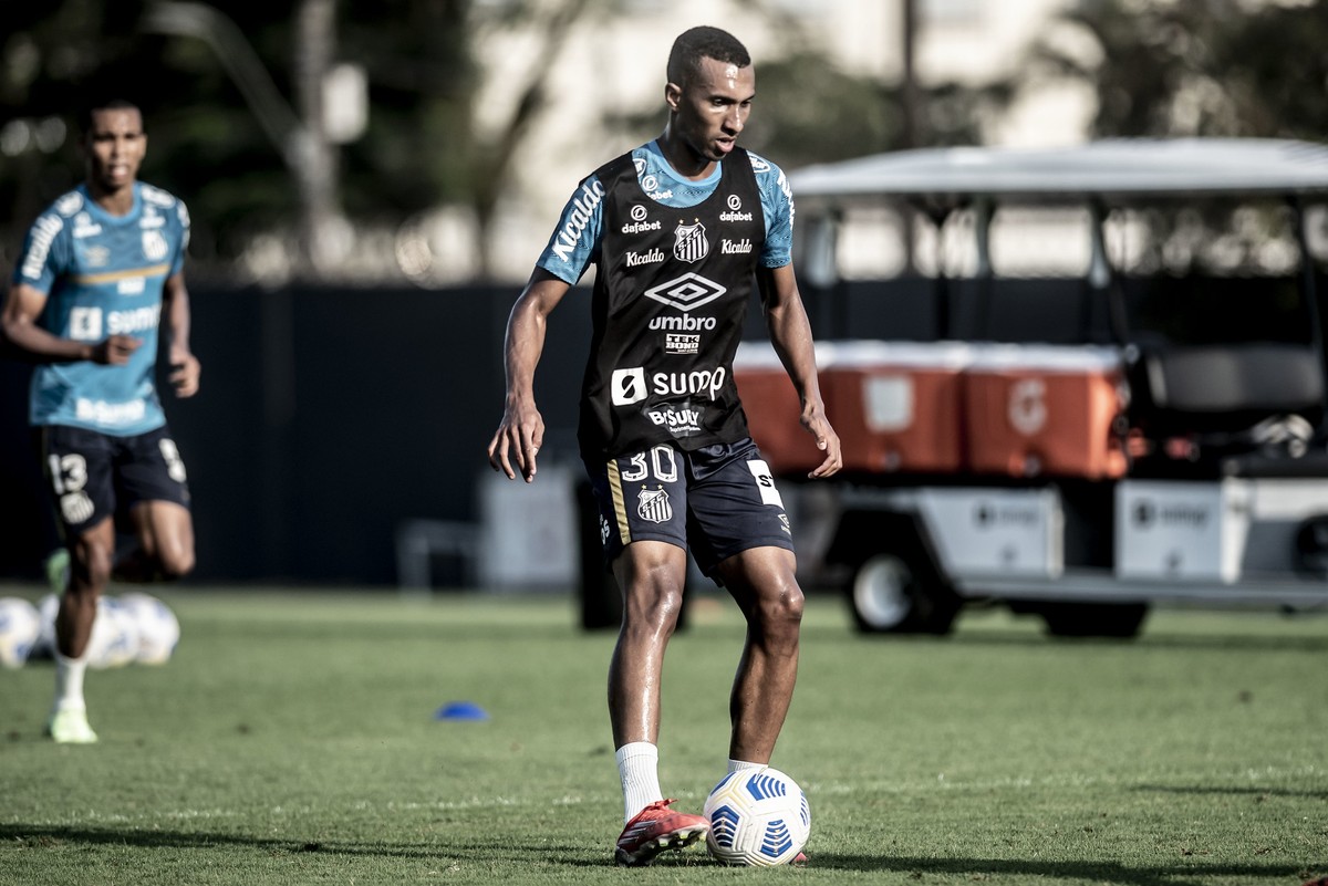 Santos se reapresenta após derrota para o Juventude, mas ganha tempo ...