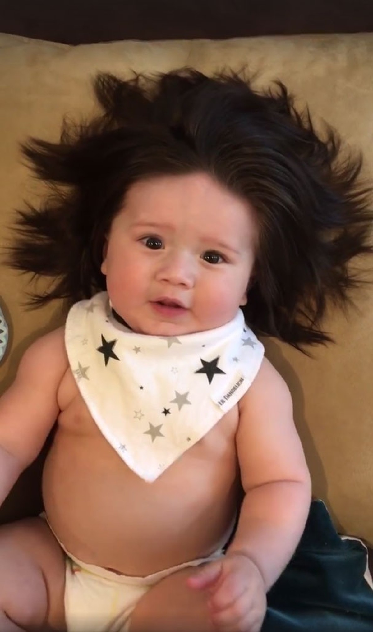 O novo "bebê mais cabeludo do mundo" se chama Theo. Conheça! | Trending ...