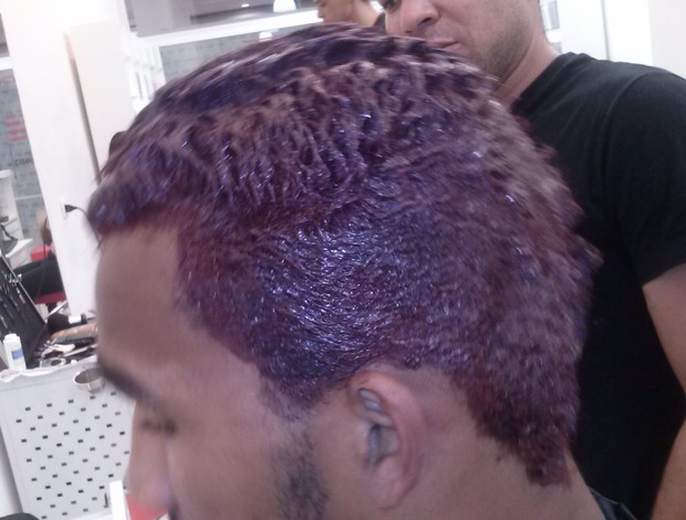 Esquiva Falcão inova no visual e decide pintar o cabelo de ruivo ...