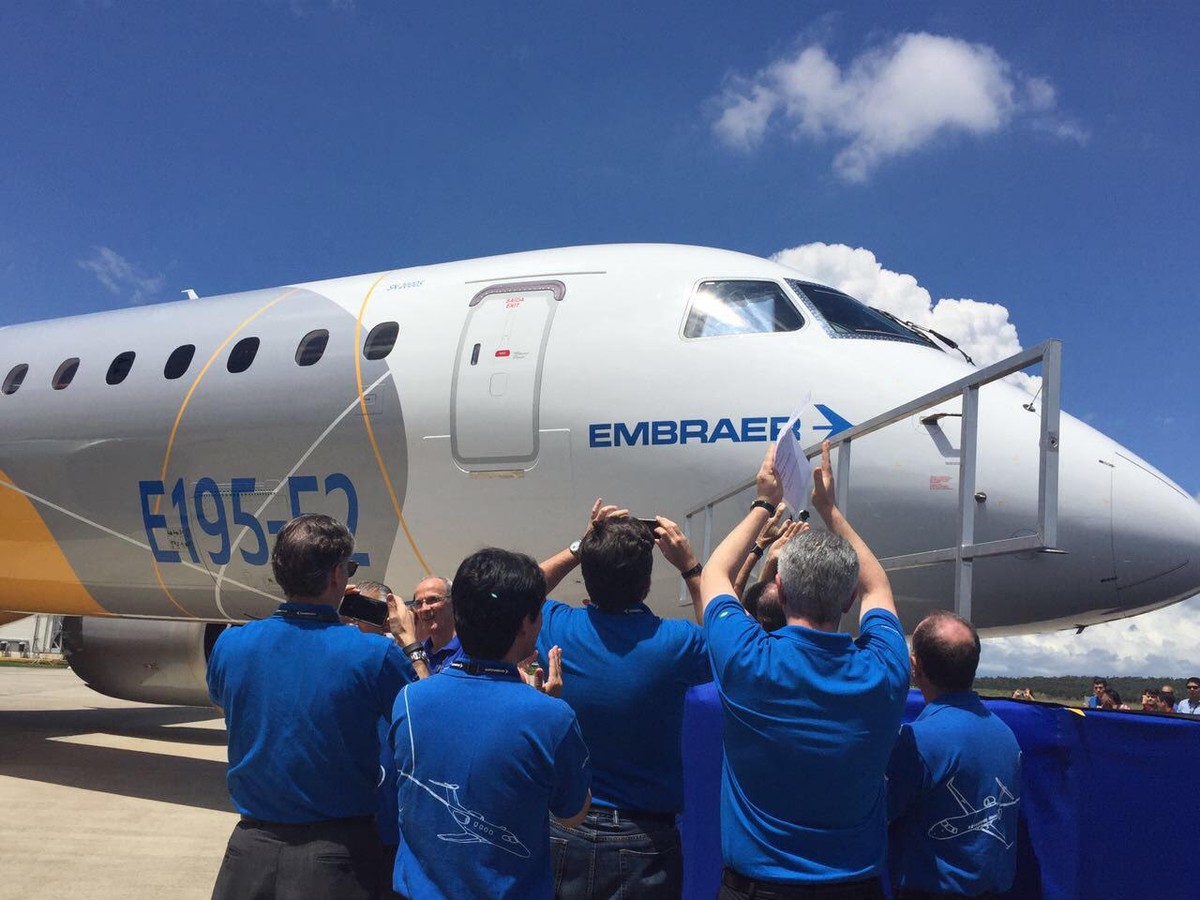 Embraer entrega 18 jatos comerciais e 15 executivos no 1º trimestre ...