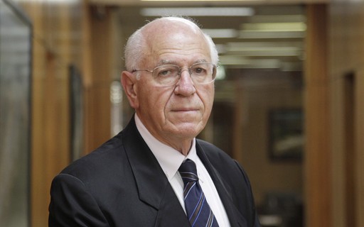 Vêm aí os dez milhões de desempregados, diz José Pastore - Época ...