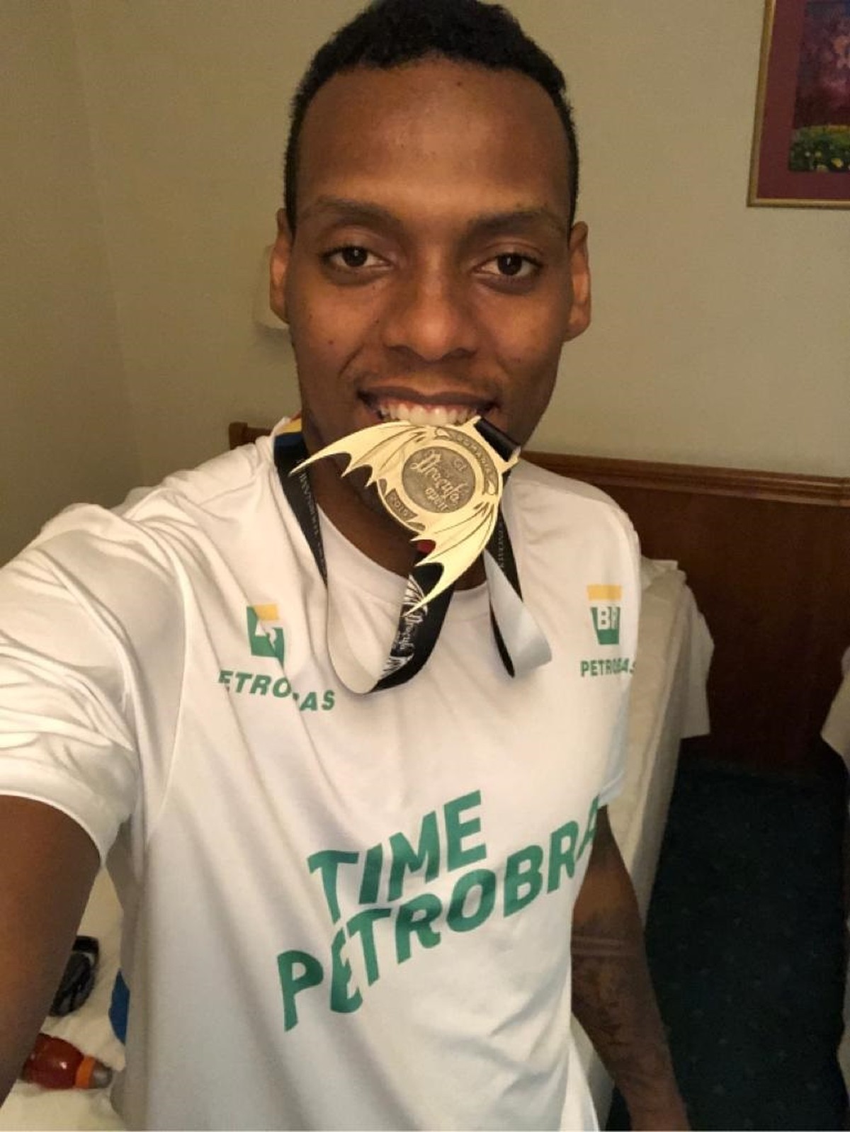 Deu o sangue! Maicon é ouro no Drácula Open, na Romênia, e sobe na ...