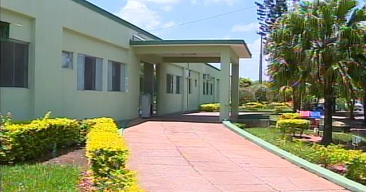 G1 - Santa Casa de Lucélia demite 25% dos funcionários do hospital ...