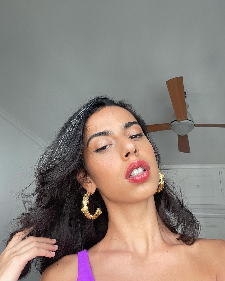 Cabelo grisalho: 5 dicas para se inspirar em Marina Sena e colocar os ...