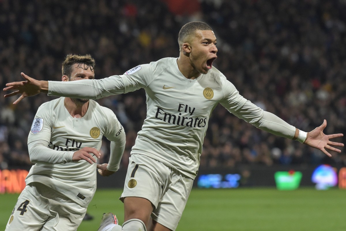 Mbappé chega a 27 gols no Francês, PSG bate Toulouse e fica a quatro ...