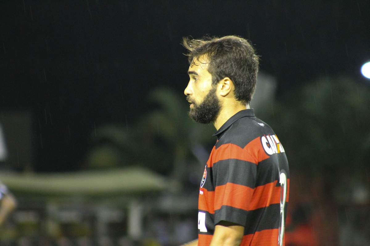 Gabriel Xavier recebe proposta do Japão e aguarda resposta de Vitória e ...