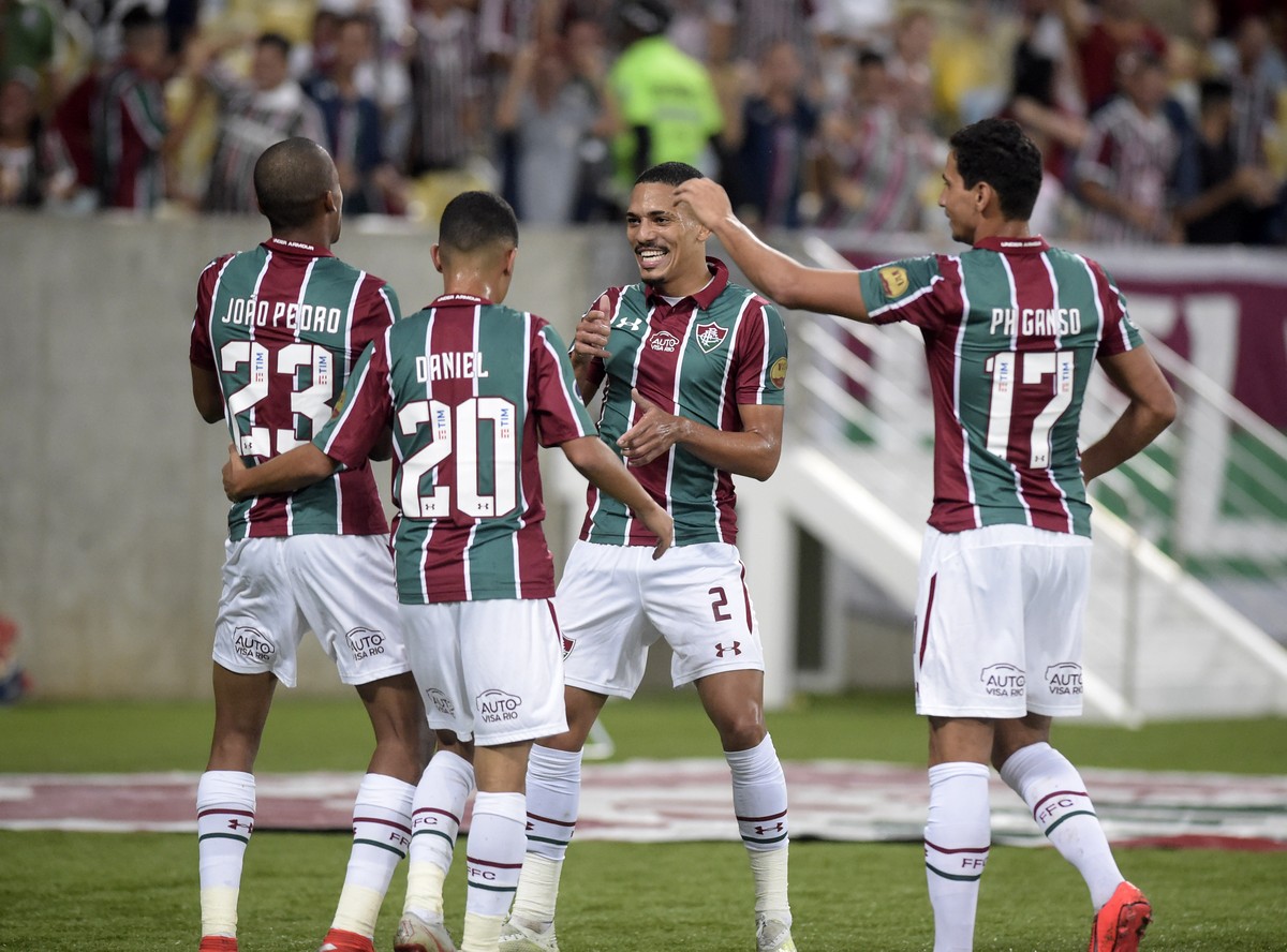 Análise: meio ágil, João Pedro matador e apoio da torcida fazem ...