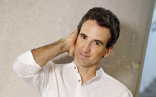 Daniel Warren, o Orlando de 'Deus Salve o Rei', ficou na dúvida sobre ...