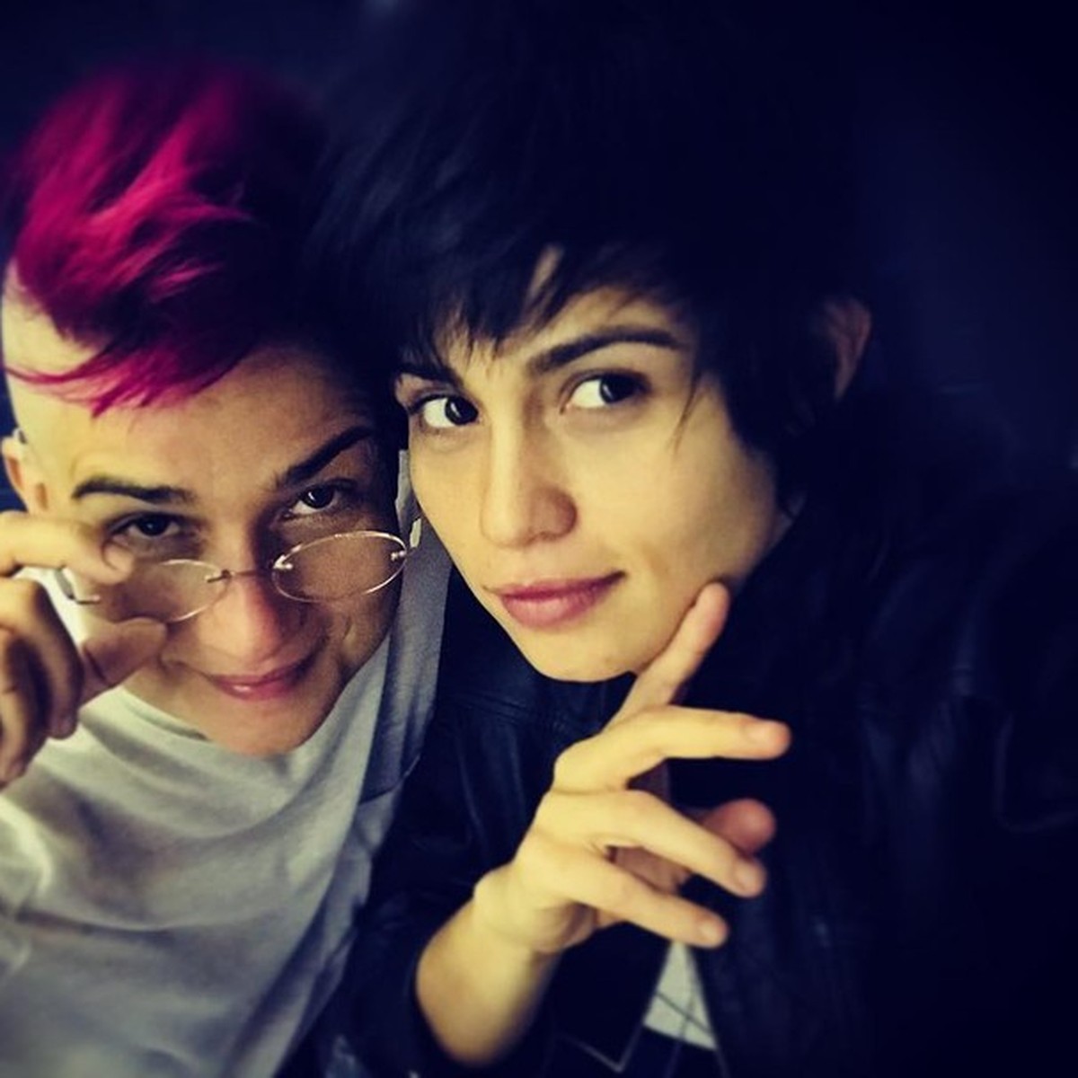 Nanda Costa e Lan Lahn viajam para participar do Grammy Latino ...