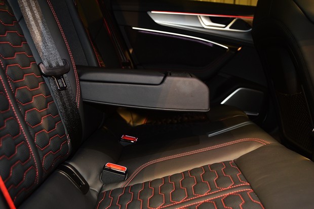 40 FOTOS EM DETALHES DOS NOVOS AUDI RS 6 AVANT, RS Q8 E R8 QUE CHEGAM ...