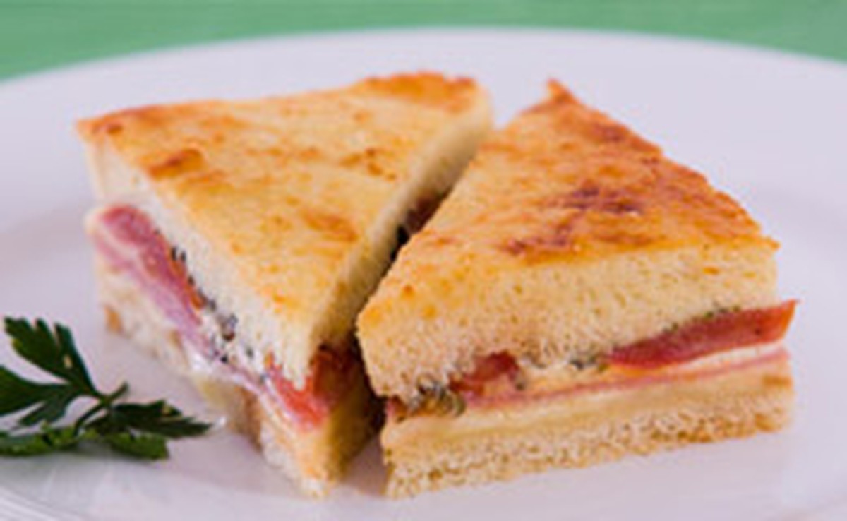 Sanduíche bauru de forno | Cozinhaterapia | Receitas