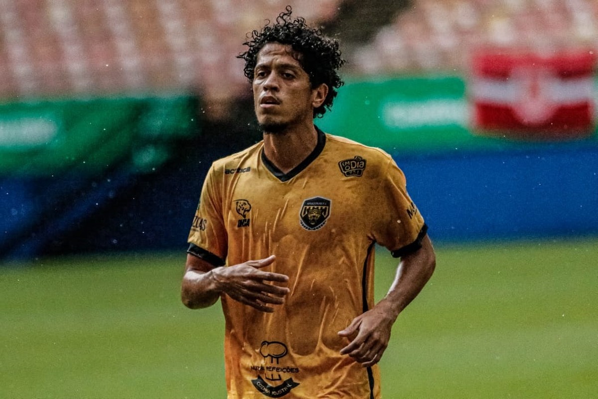 Apesar de boa campanha do Amazonas, Robertinho ressalta: "Nosso time é ...