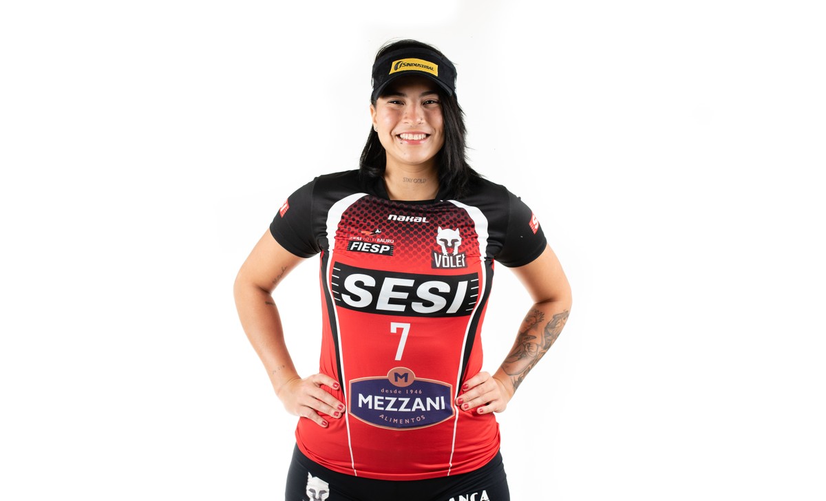 Oposta Pamela Sanabio renova contrato com o Sesi-Bauru | vôlei | ge