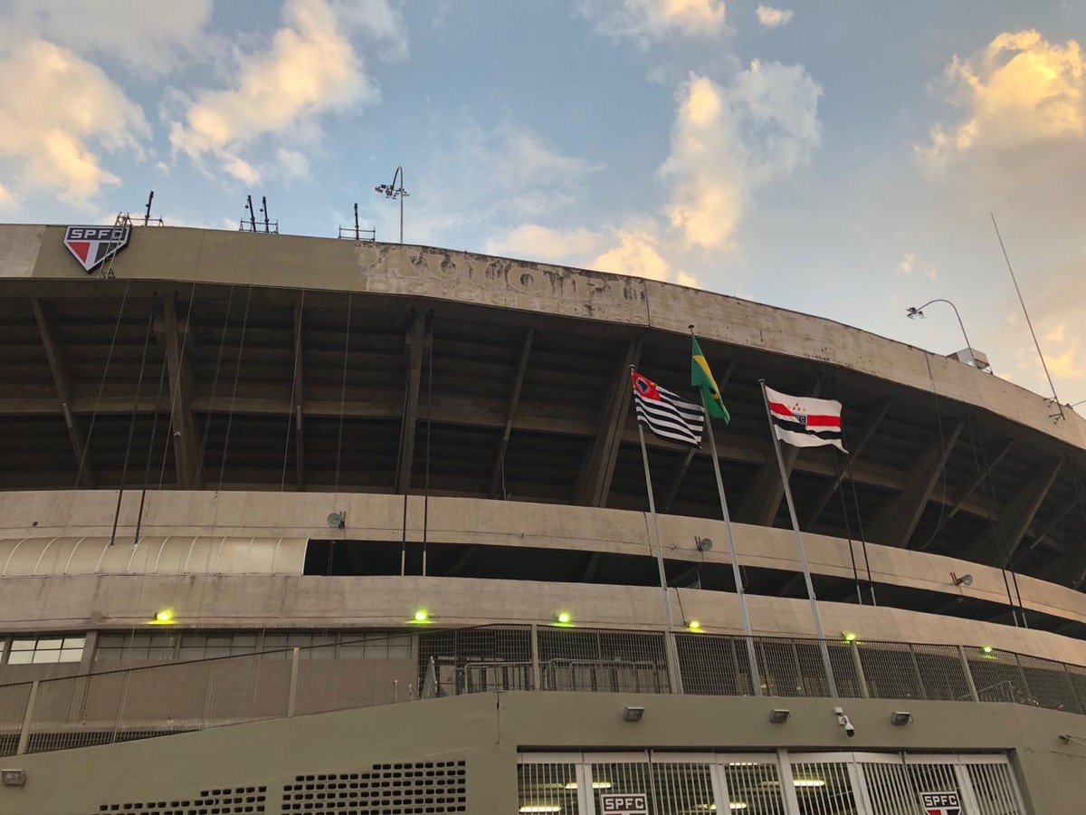 São Paulo reforma letreiro e põe escudo na fachada do Morumbi | são ...