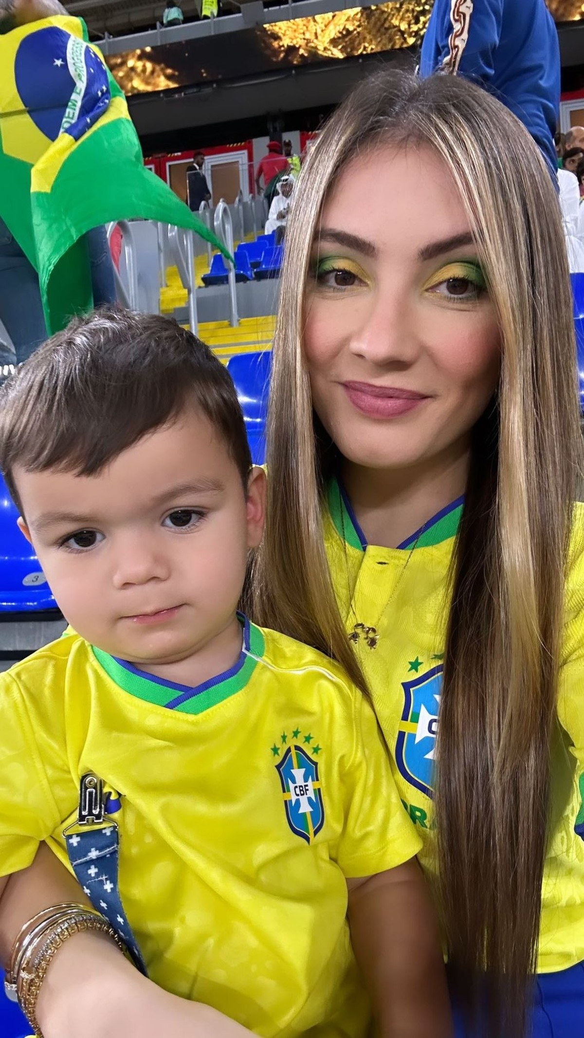 Esposa de Casemiro impressiona com semelhança ao mostrar caçula ...