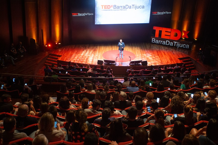 TEDx Barra: No palco, oito mulheres e suas histórias inspiradoras ...