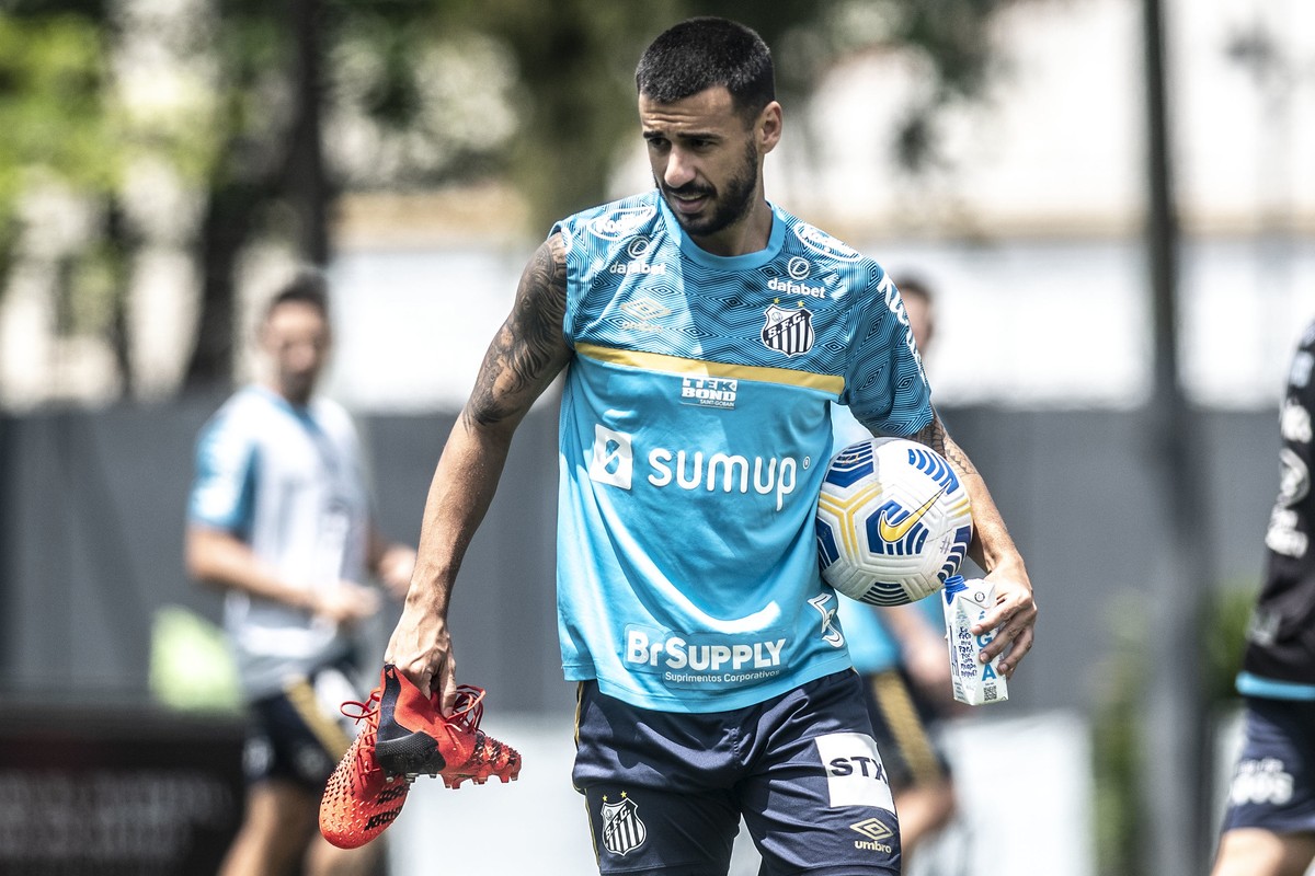 Em casa, Camacho supera o caos e agora rejeita a tranquilidade no ...