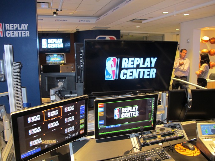 Árbitro "eletrônico" da NBA diz que o futebol deveria adotar a tecnologia