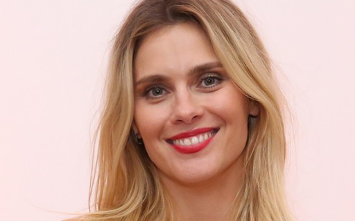 Carolina Dieckmann lembra maternidade: Carolina Dieckmann lembra maternidade: