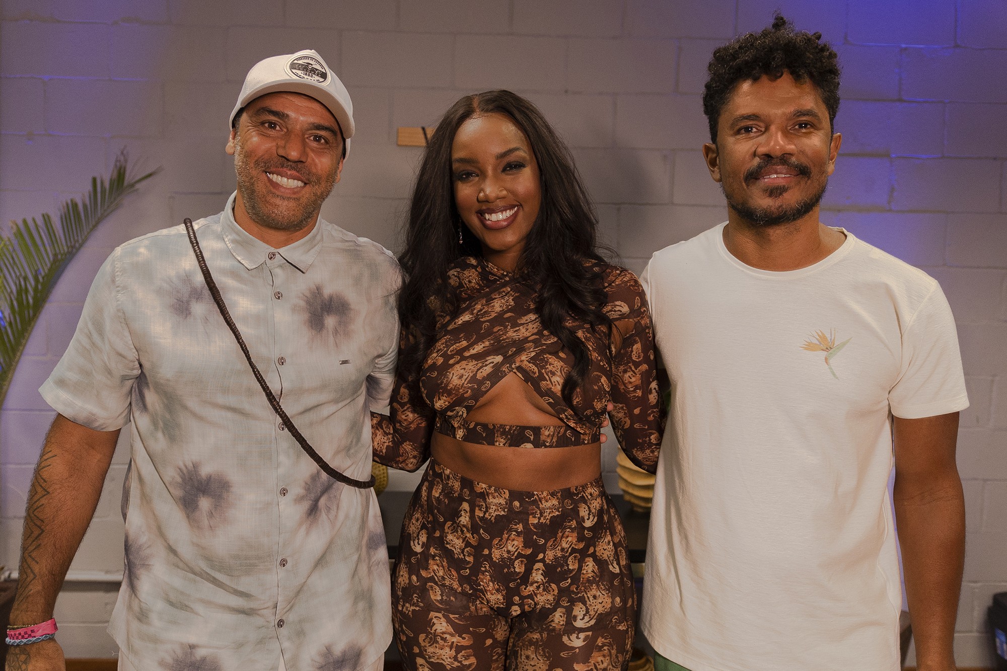 Natiruts refaz ‘Good vibration’ com Iza em gravação ao vivo um ano após ...