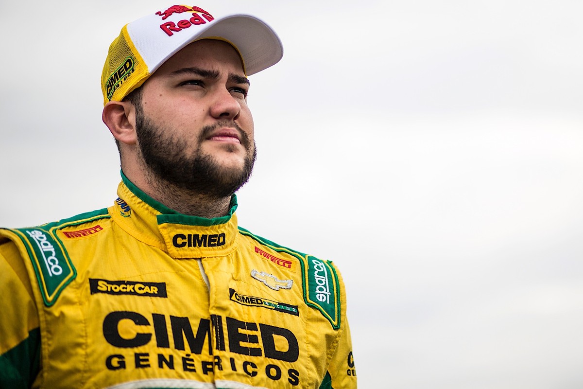 Time oficial da Mercedes convida, e Felipe Fraga vai correr os 1.000 km ...