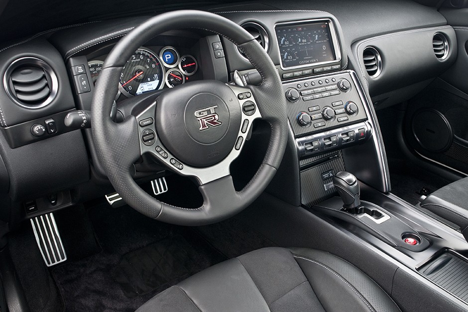 Nissan apresenta edição comemorativa do GT-R | Carros | autoesporte