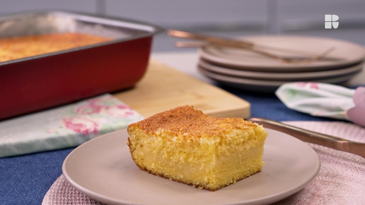 Broa de fubá cremosa | Pães e salgados | Receitas