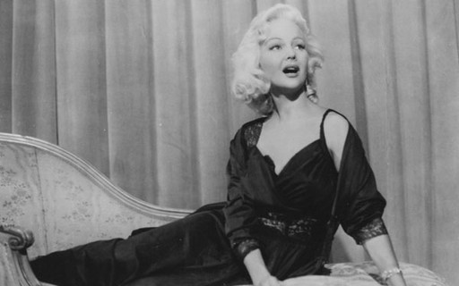 Morre Greta Thyssen, musa dos anos 1950 que foi dublê de corpo de ...