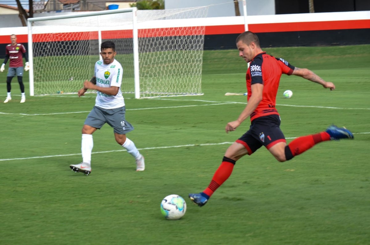 Atlético Go Sofre Gol No Fim E Fica No Empate Contra O Cuiabá 1 A 1