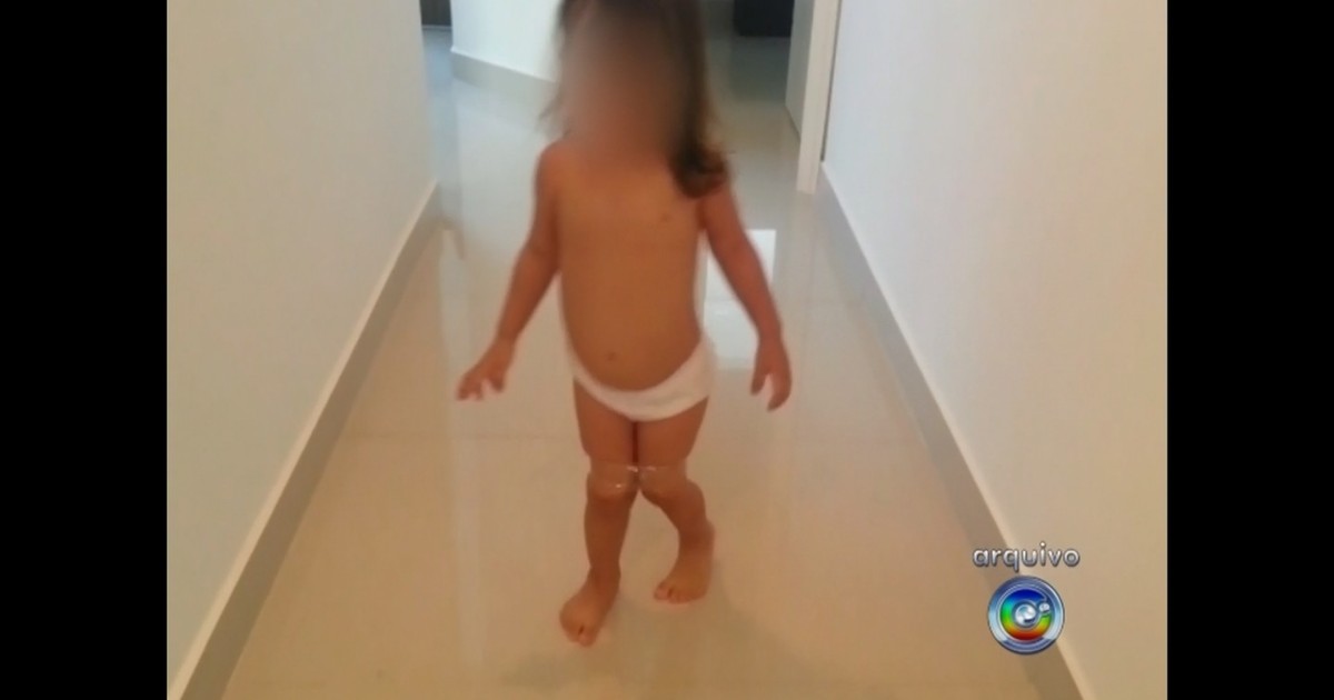 G1 Justiça Marca Audiência De Padrasto E Mãe Acusados De Torturar