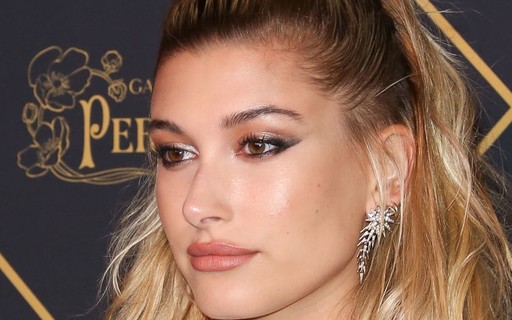 Hailey Baldwin relembra infância no Brasil: "Meu pai passou seis meses ...