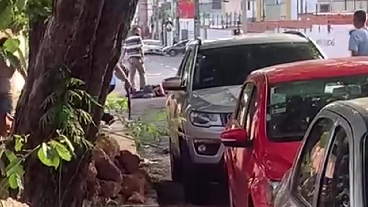 Vídeo Mostra Suspeito De Matar Ex Mulher Em Teresina Fugindo Com Faca