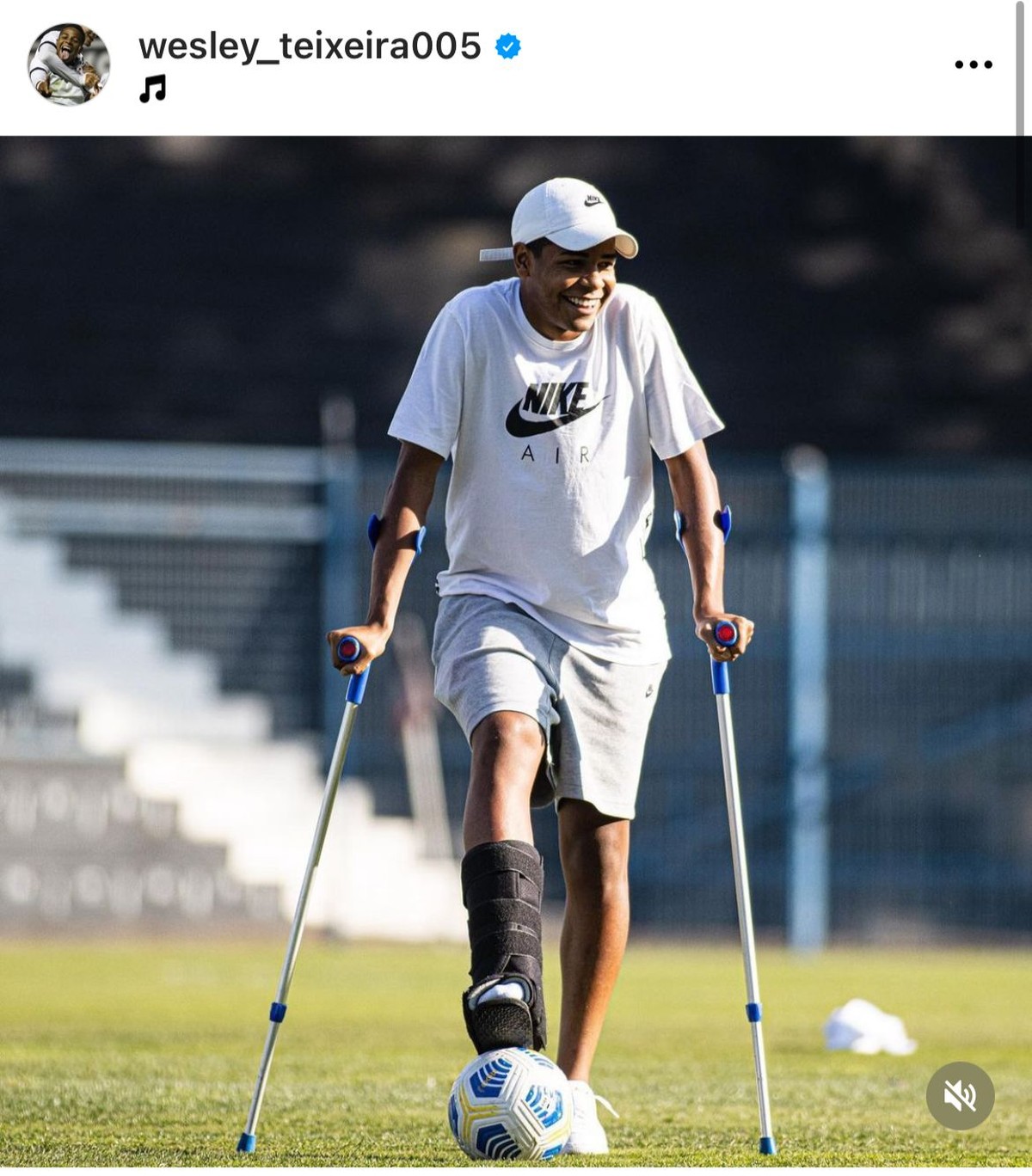 Wesley, inscrito pelo Corinthians na Libertadores, tem lesão no ...