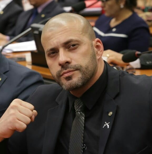 Prefeito de Niterói diz que vai processar Daniel Silveira por tê-lo ...