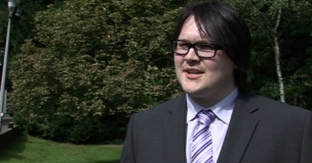 G1 - Britânico é obrigado a dançar em entrevista de emprego - notícias ...