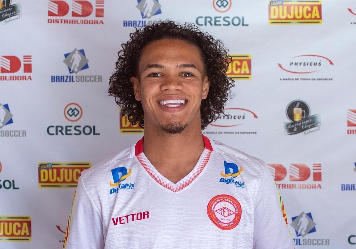 Corinthians empresta lateral-esquerdo Reginaldo a clube do ex-meia Deco ...