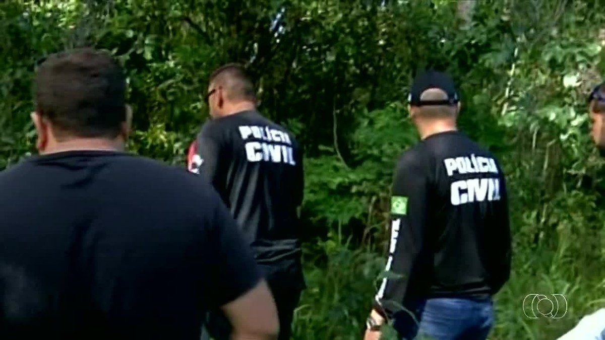 Homem é Preso Suspeito De Matar A Pauladas Mulher Que Estava