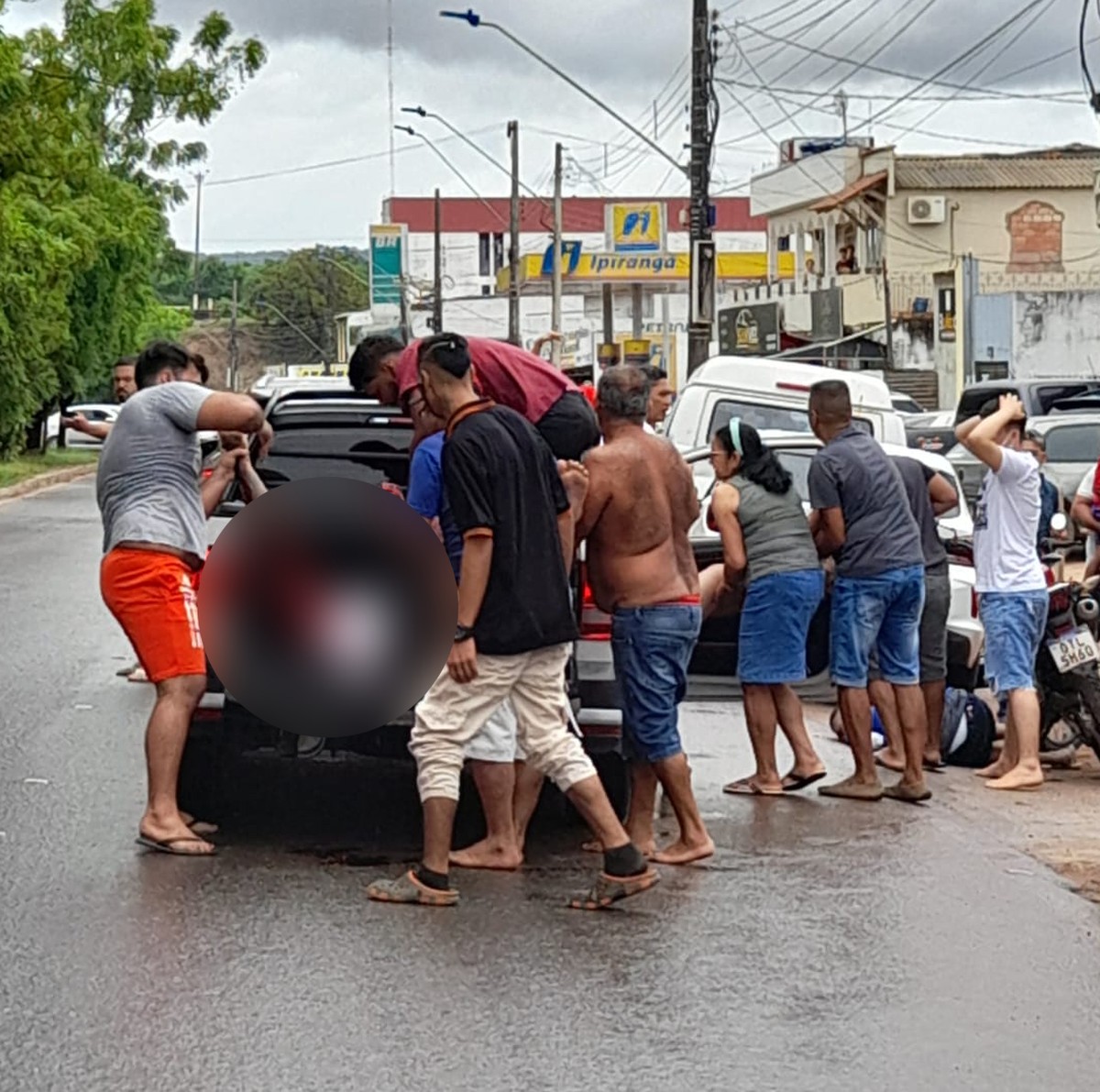 Dois Homens Morrem E Mulher Fica Ferida Durante Troca De Tiros Dentro