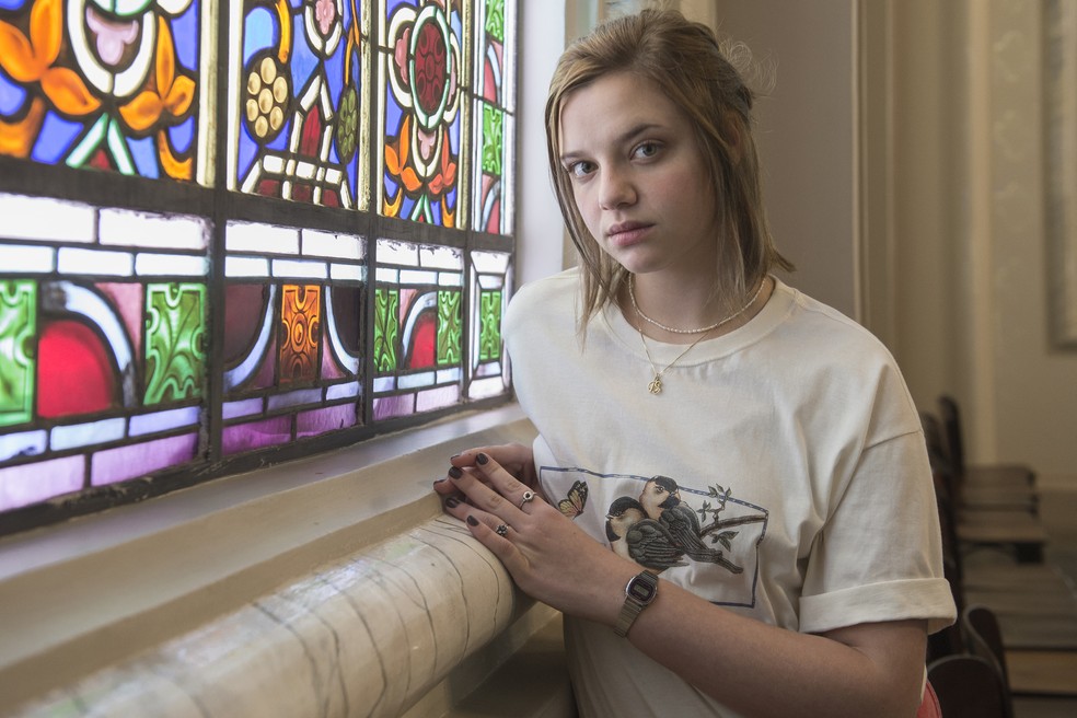 Manu Morelli fala como foi contracenar com Letícia Colin, Fabio ...