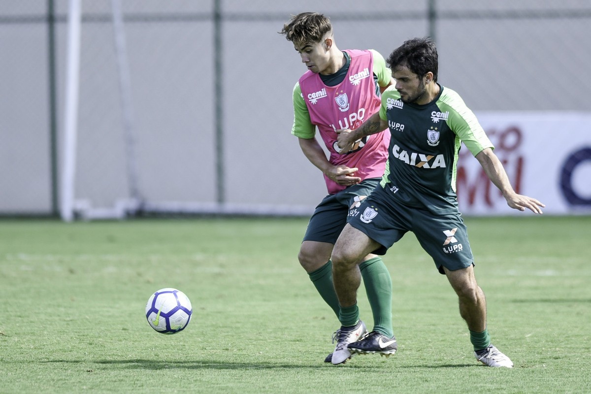 Norberto revela "dor suportável" e mostra confiança em retorno ao time ...