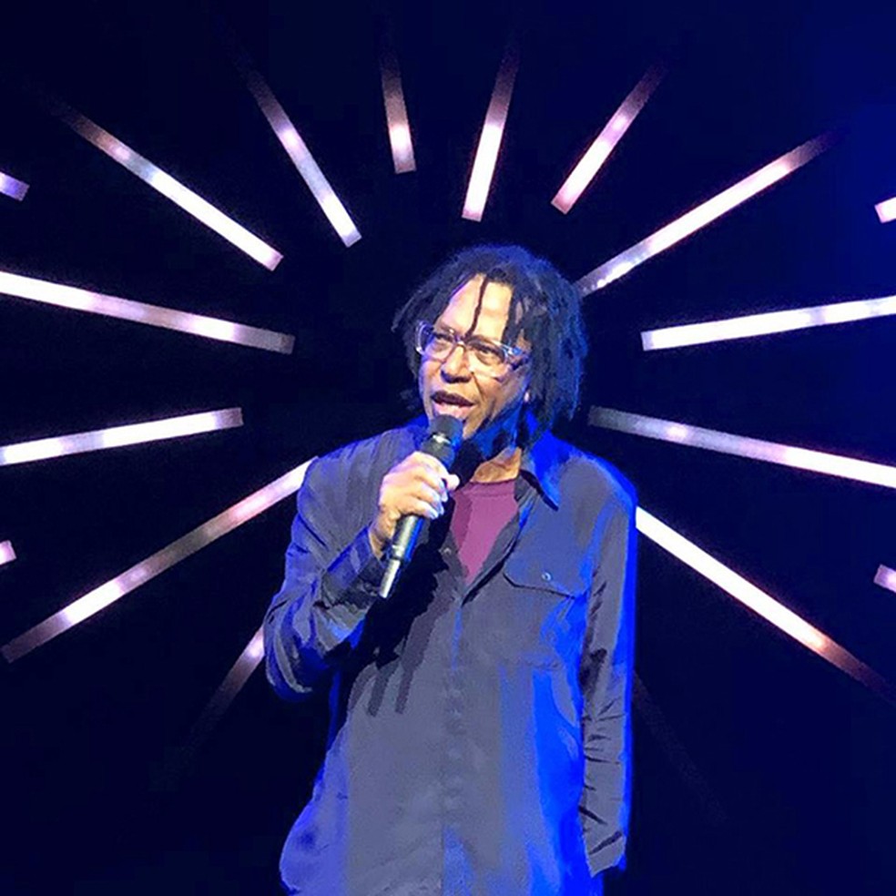Djavan faz show em João Pessoa: ingressos, setlist e tudo o que você ...