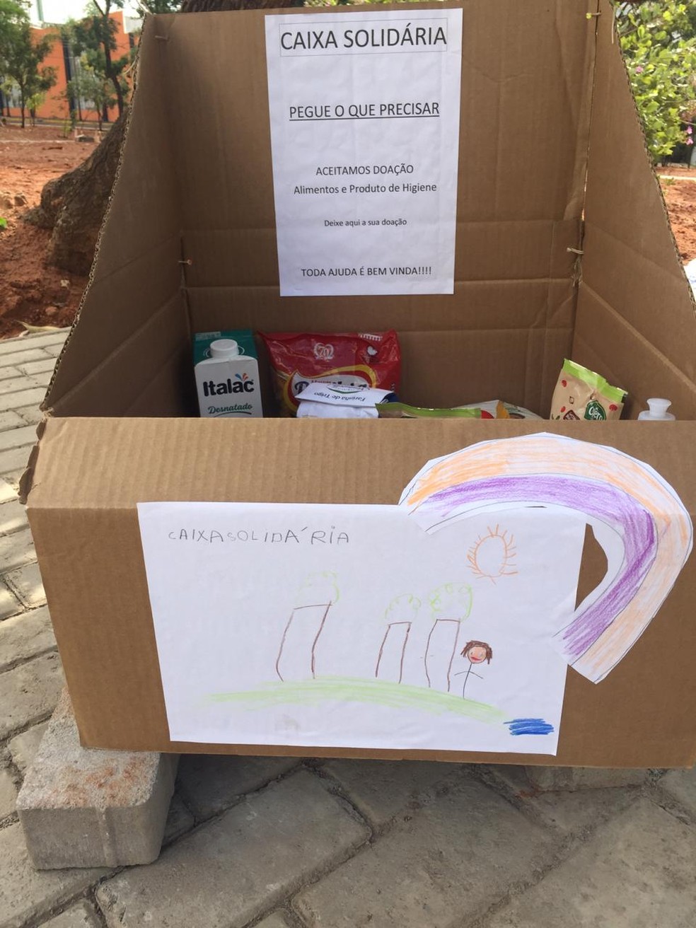 Menino cria 'caixa solidária' para ajudar moradores de rua durante a ...