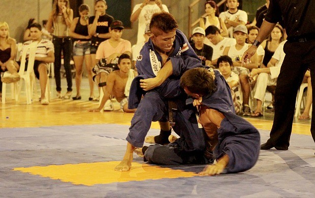Desafio Kids reúne os 50 melhores atletas sub-17 do jiu-jítsu no AM ...