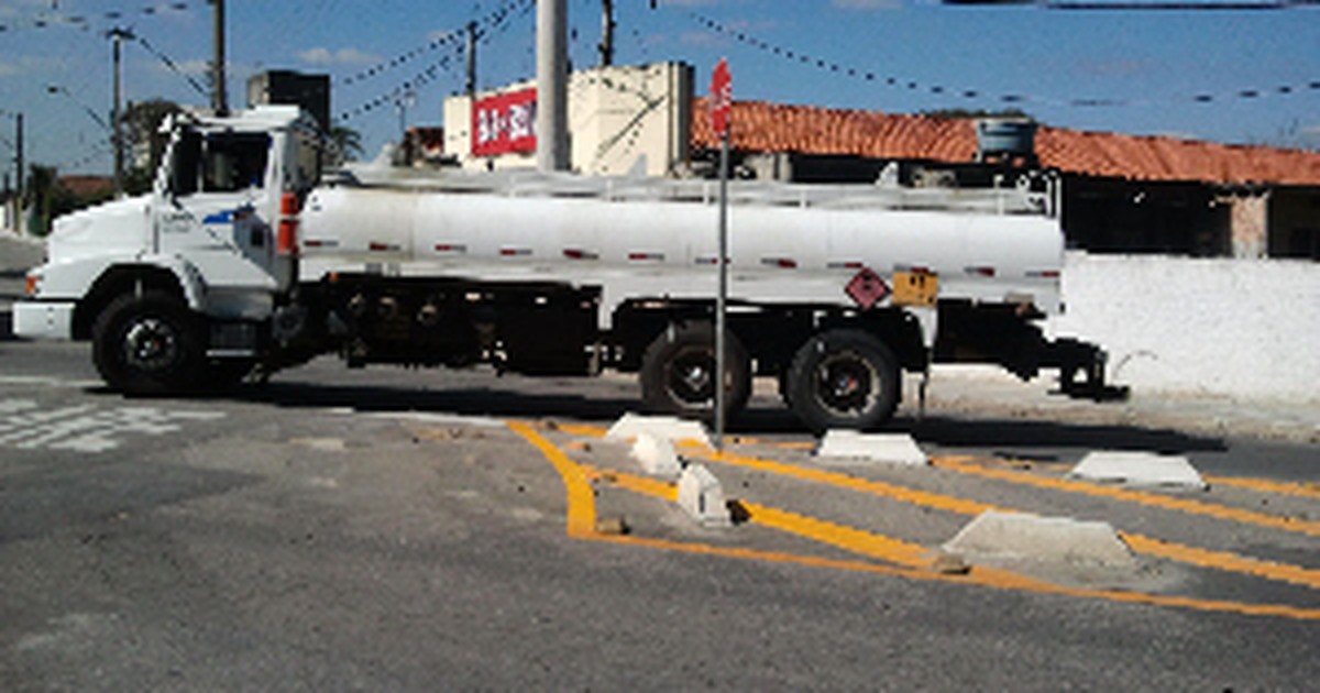 G1 - Caminhão que poluir meio ambiente poderá ser multado em Taubaté ...