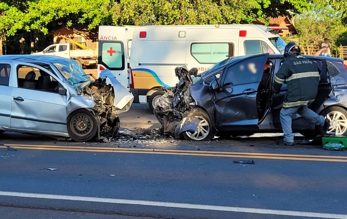 Acidente entre carros deixa quatro mortos em rodovia no interior de SP | São José do Rio Preto e ...