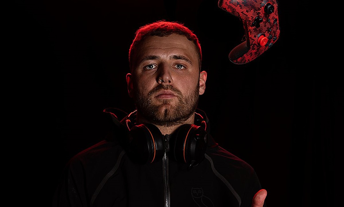 Streamer britânico encerra carreira para ajudar Ucrânia na guerra ...